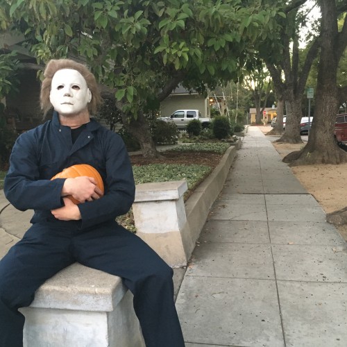 MICHAEL MYERS’ NEIGHBORHOOD! Michael Takes Us On A Tour Of The Filming ...