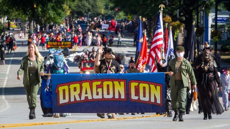 DO YOU WANT TO WATCH THE DRAGON CON PARADE? HERE’S WHAT YOU NEED TO ...
